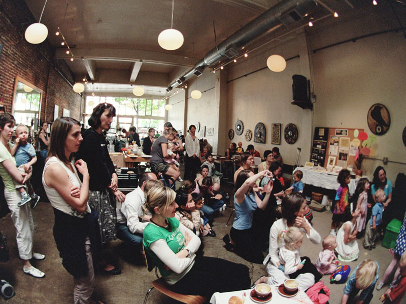 Cafes with kids play areas - ActiveActivities