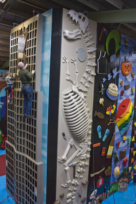 Extreme Edge Rock Climbing Hamilton - Indoor Rock Climbing Centres for ...