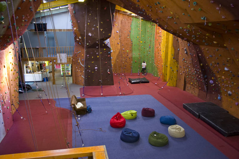 Extreme Edge Rock Climbing Hamilton - Indoor Rock Climbing Centres for ...